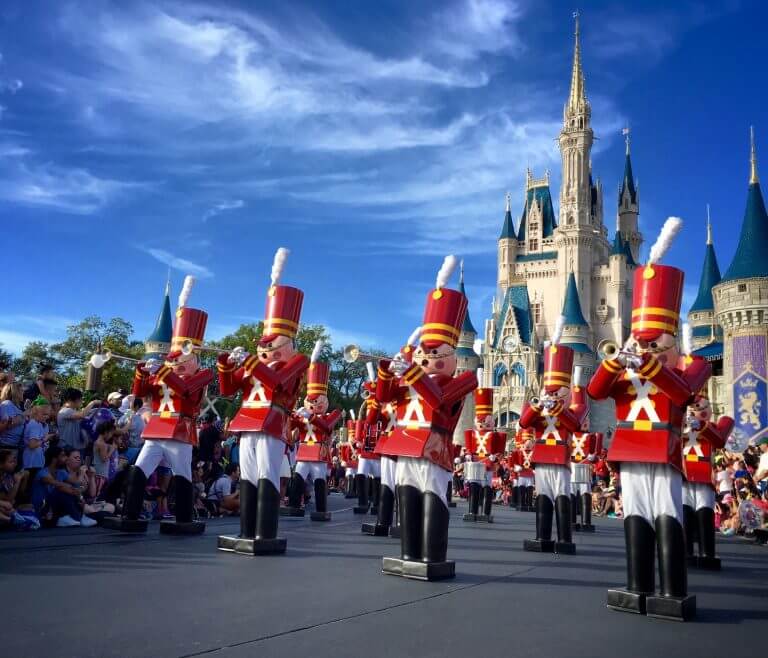 Mickey's Very Merry Christmas Party Complete Guide - MVMCP Dates ...