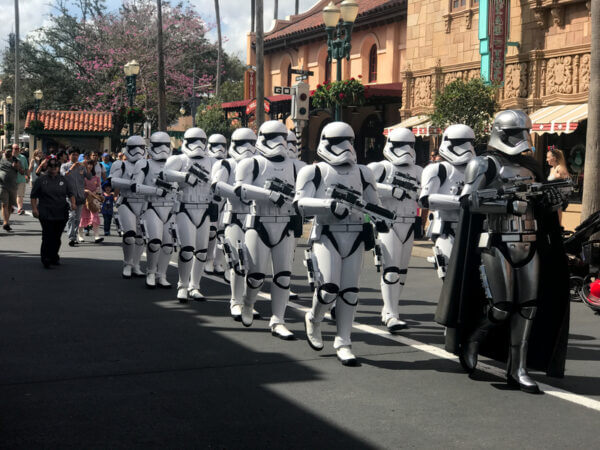 Complete Guide to Disney's Park Hopper & Disney Park Hopper Plus