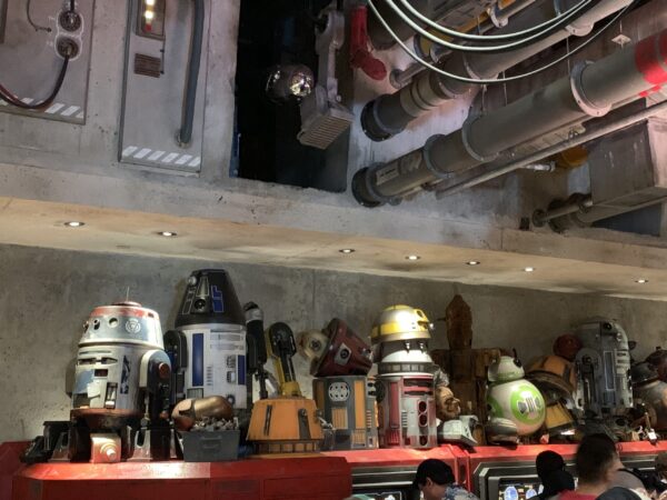 What is Galaxy's Edge Droid Depot? - How to Build a Droid Disney World