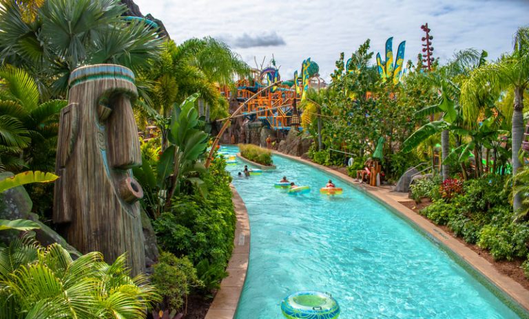 A Guide to Volcano Bay: The 15 Best Volcano Bay Rides