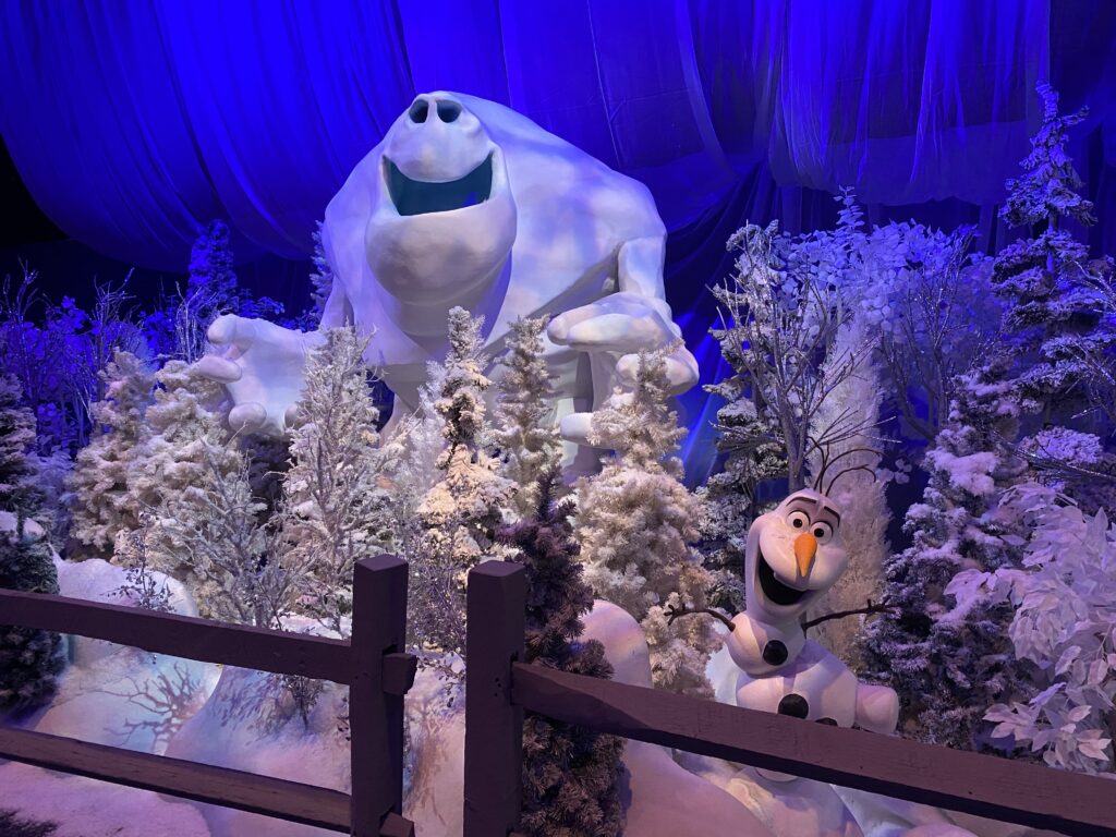 Complete Guide to the EPCOT Festival of the Holidays - EPCOT Holidays ...