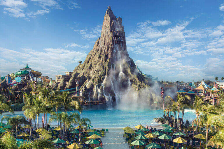 A Guide to Volcano Bay: The 15 Best Volcano Bay Rides
