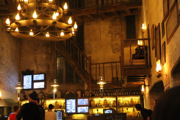 Every Harry Potter Restaurant in Universal Orlando - The Park Prodigy