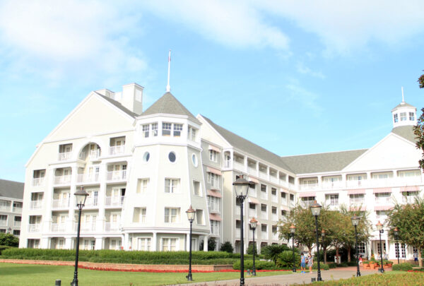 Guide to the Best Hotels Near EPCOT 2024 - All Disney EPCOT Hotels 2024