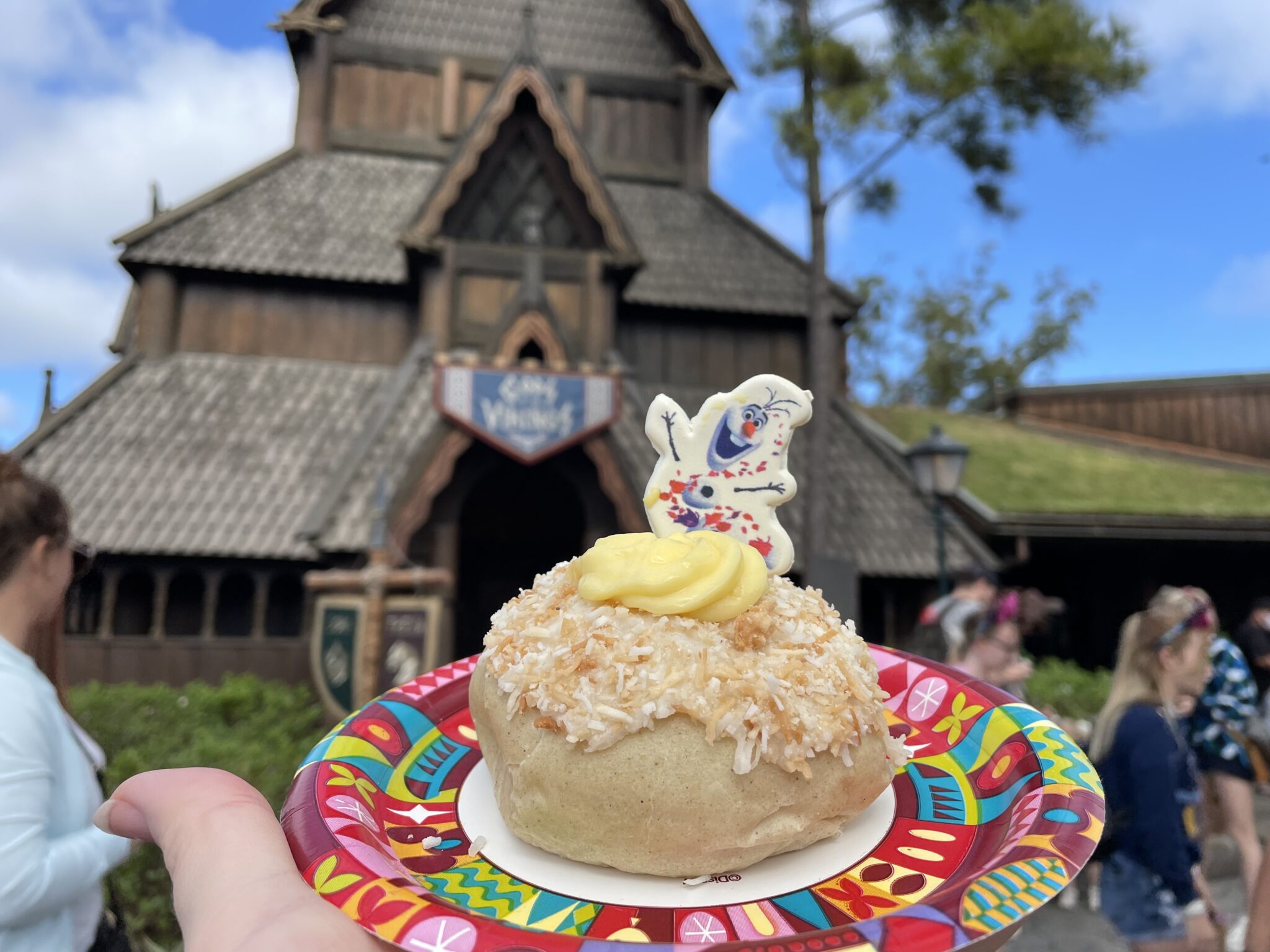 The Best Disney World Desserts - Top 16 Best Desserts at Disney World
